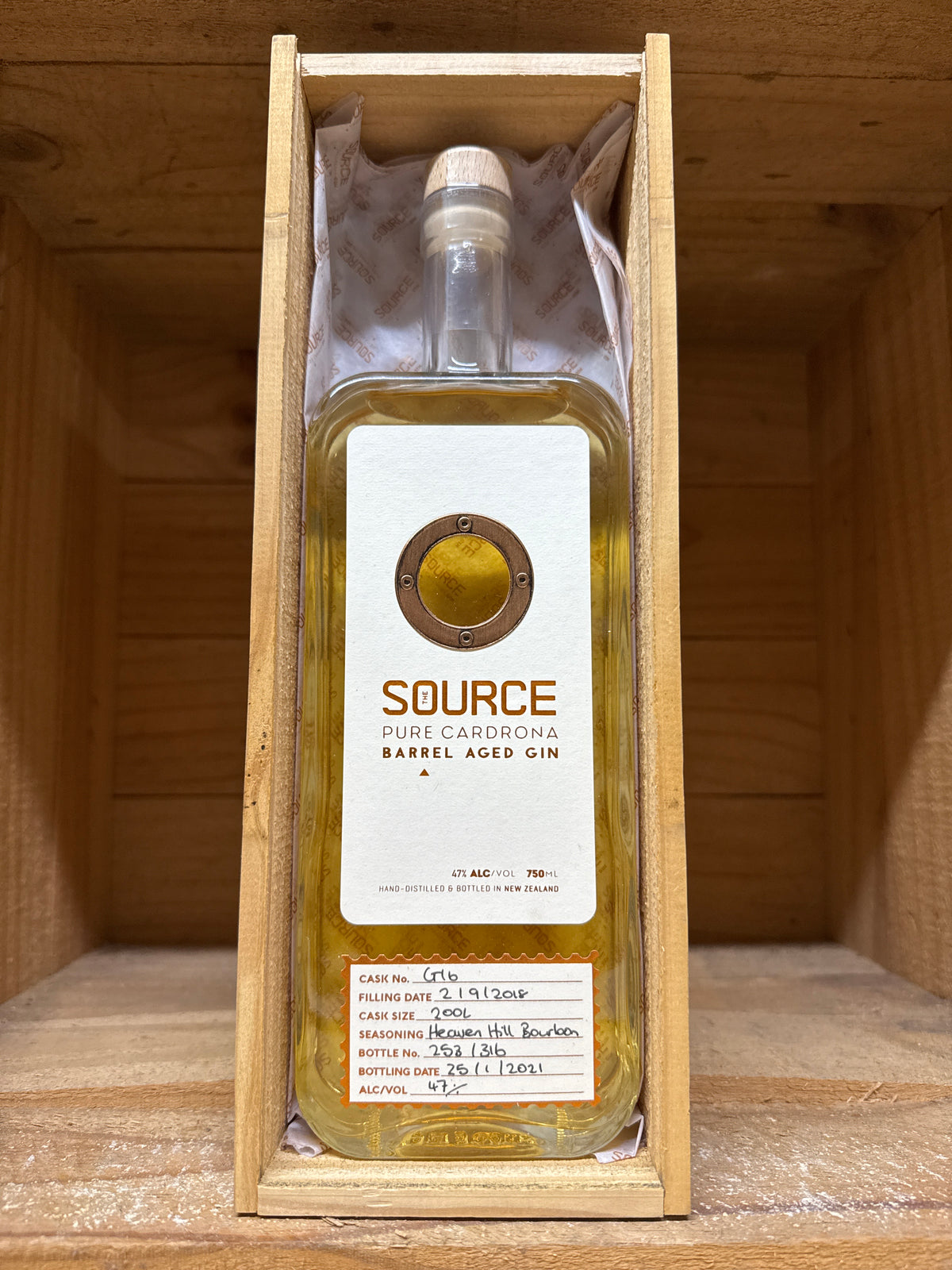 Cardrona The Source Heaven Hill (G16) Bourbon Barrel Aged Gin 700ml ...