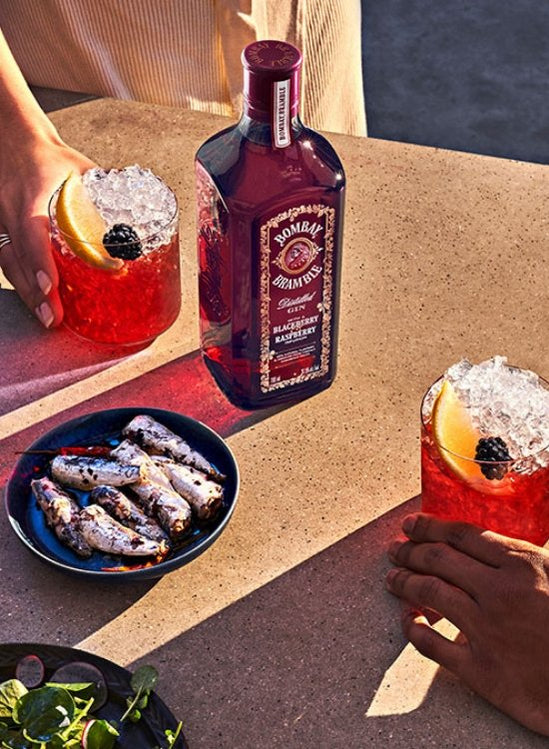 Bombay Bramble Blackberry & Raspberry Gin 700ml — Eight PM
